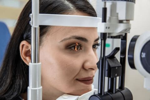 Slit Lamp Examination: Procedure, Preparation And Diagnosis- EyeMantra